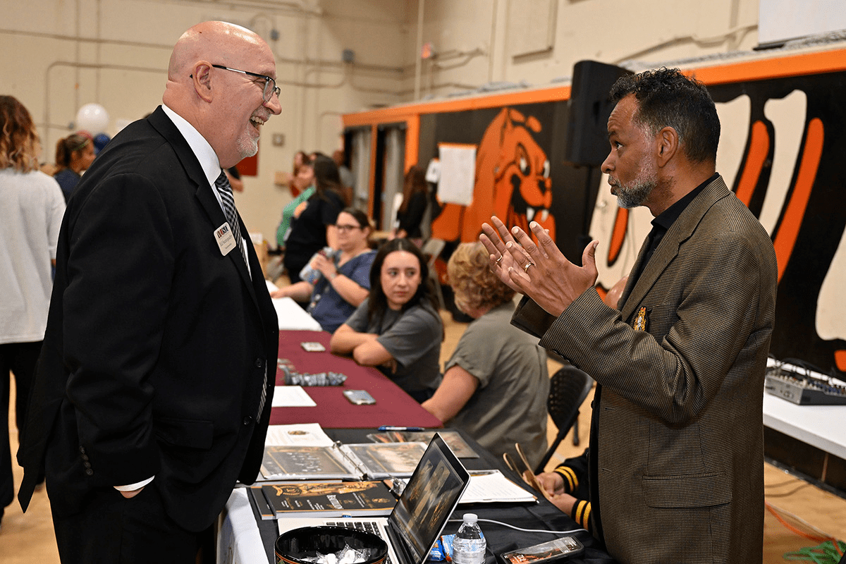 Superintendent's Office - Vacaville Unified School District