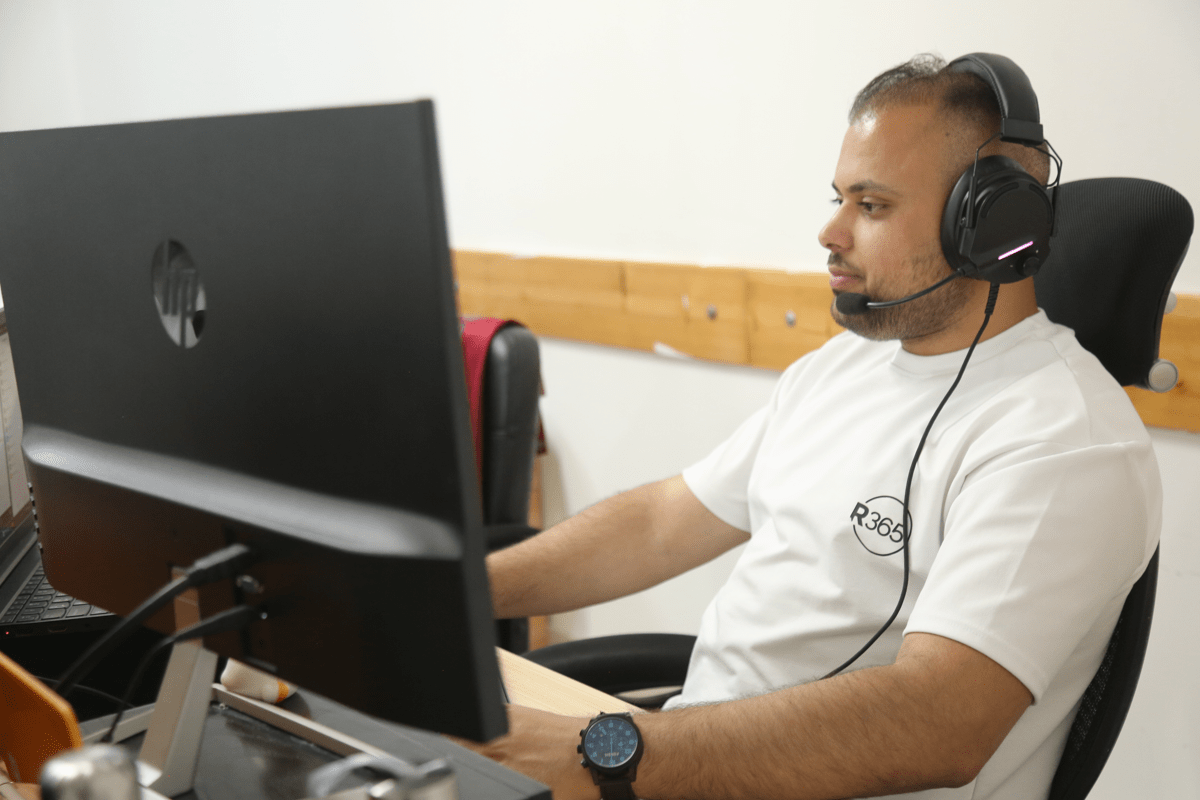 Welcome to our careers page - Foothill Technology Solutions