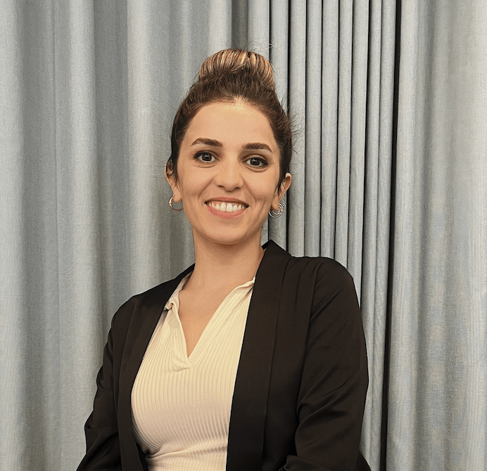 Semra Yuce - Senior software engineer - SwedQ