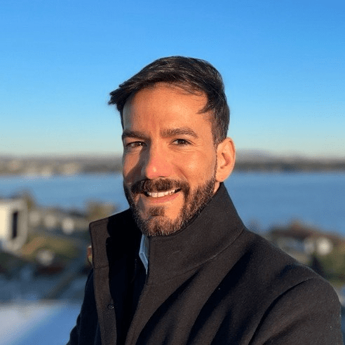 Simon Gomez - Team Leader Customer Success - Keystone Education Group