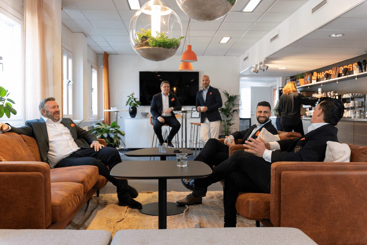 Happy Boss – Connect