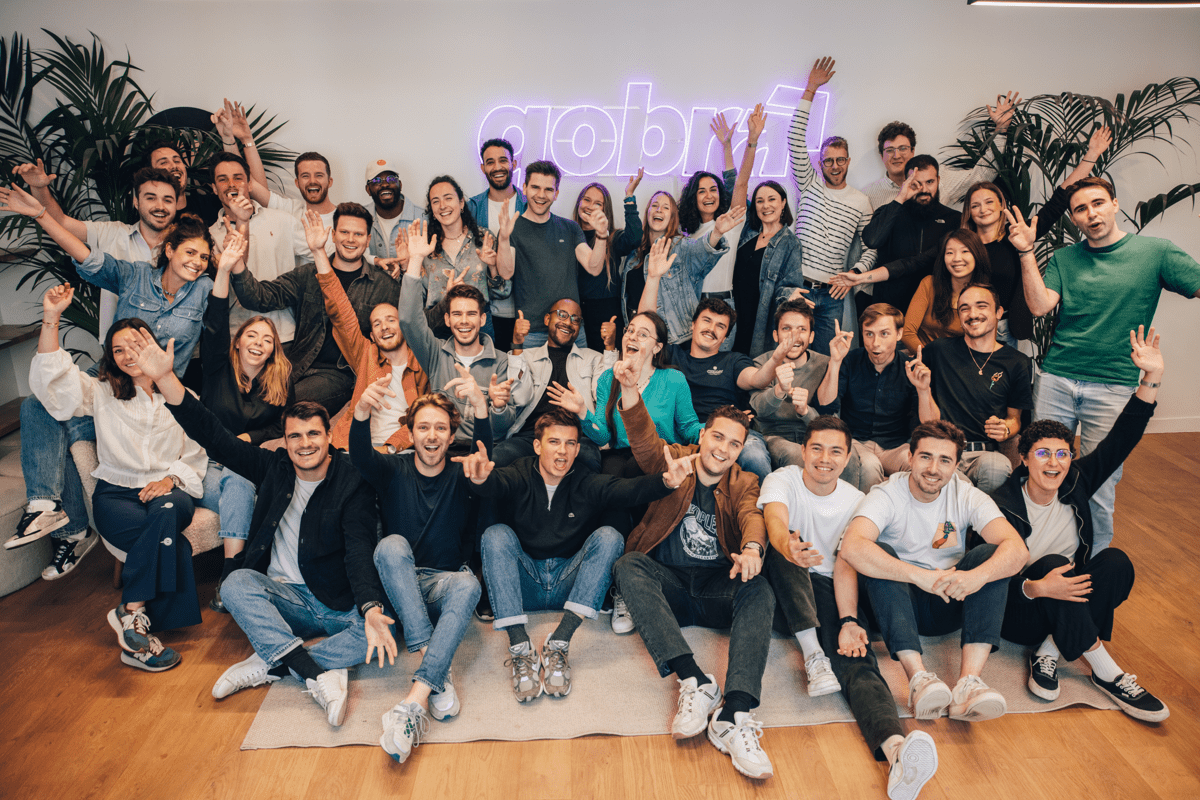 Request data - Qobra