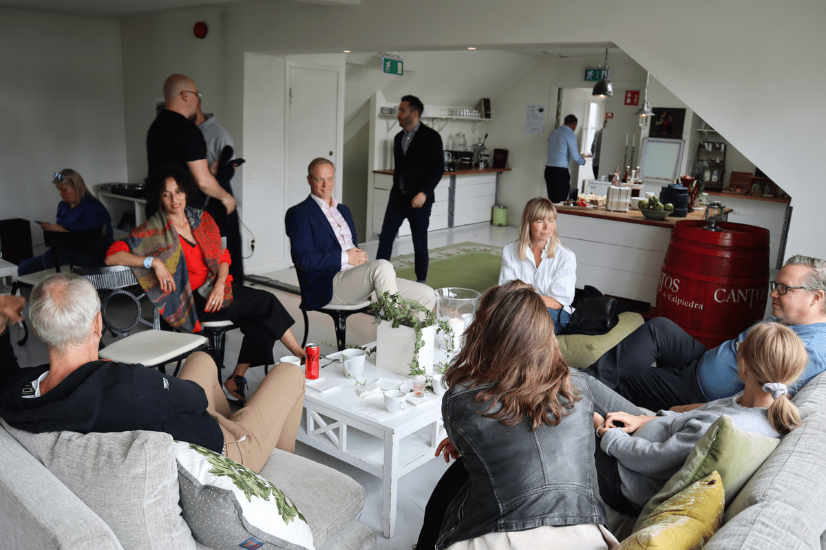 Want to be part of disrupting an industry? Join us! - DanAds