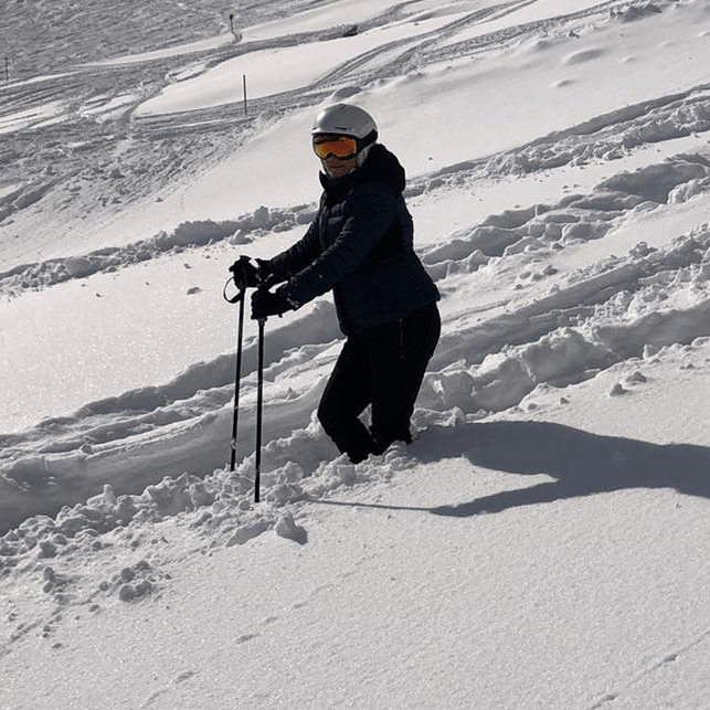 Jennifer Borst - Sales Manager - CatchYourTalent