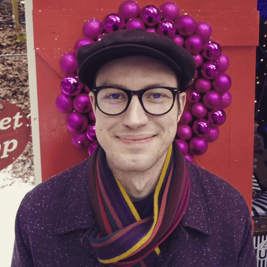 Simon Fearn - Senior Sub Editor - LADbible Group