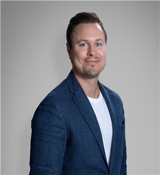 Robert Andersson - Business Unit Manager - Init Sweden