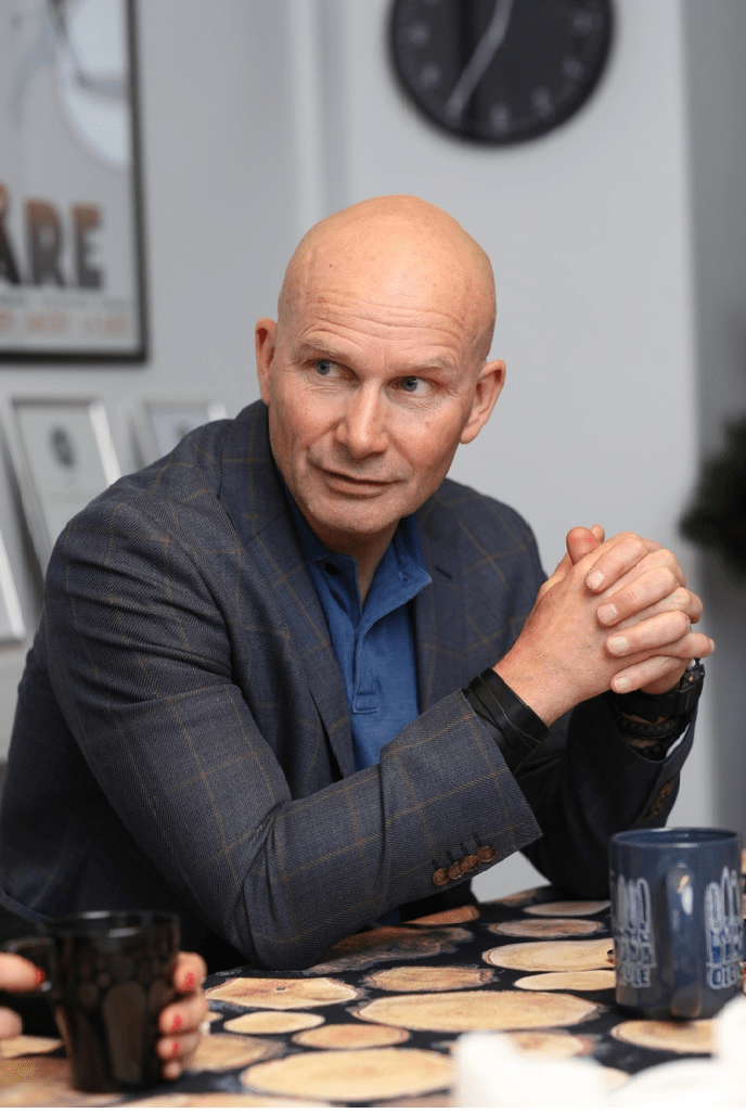 Björn Sweno - VD - Konsult inom headhunting och rekrytering ...