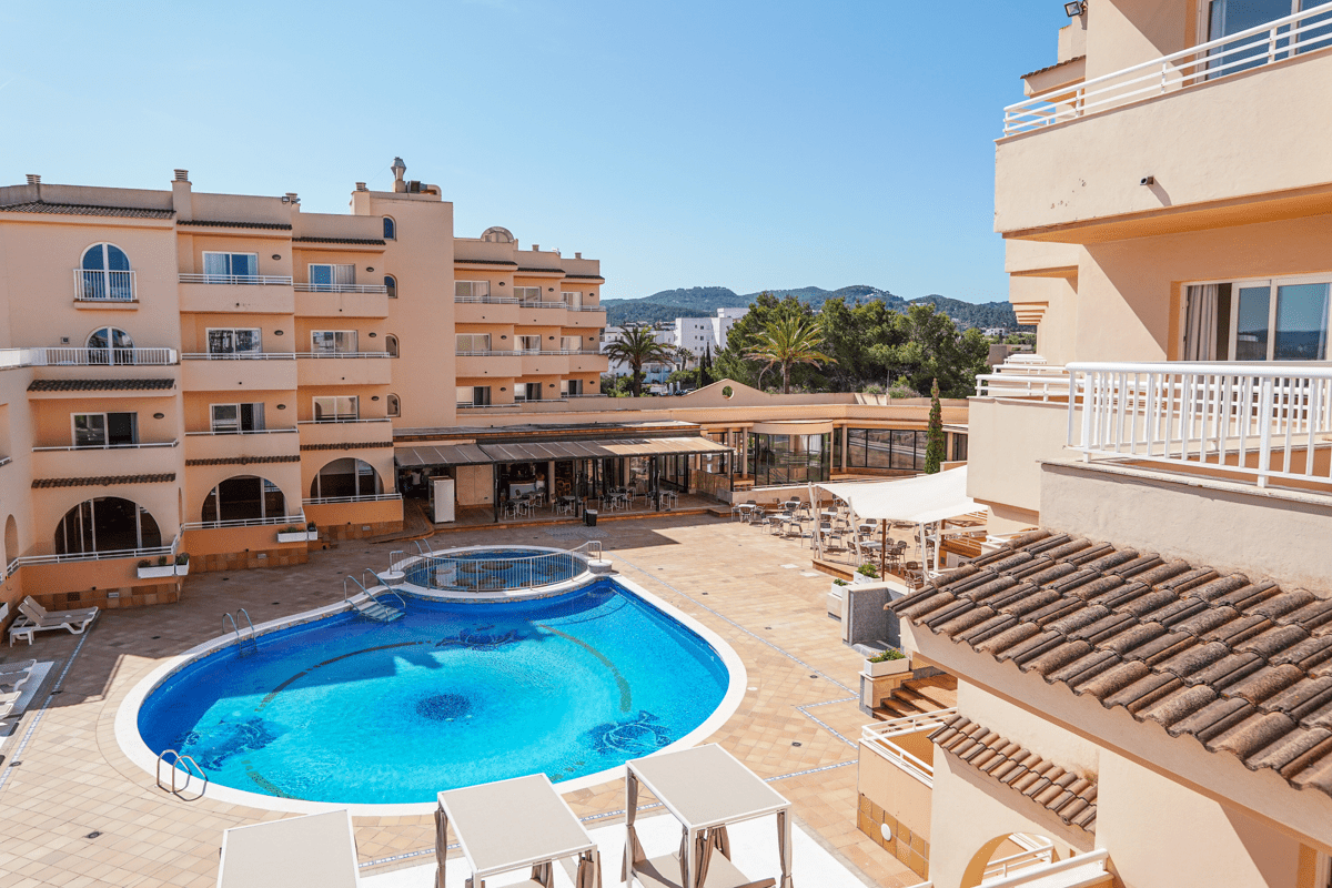 Hotel Rosamar Ibiza - SmartRental Group