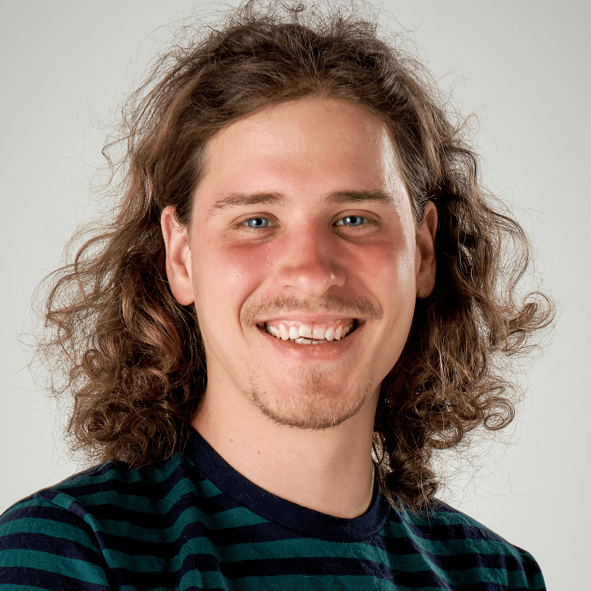 Jakob Wenzel Laun - Customer Care Agent Part Time - SHAPING NEW TOMORROW