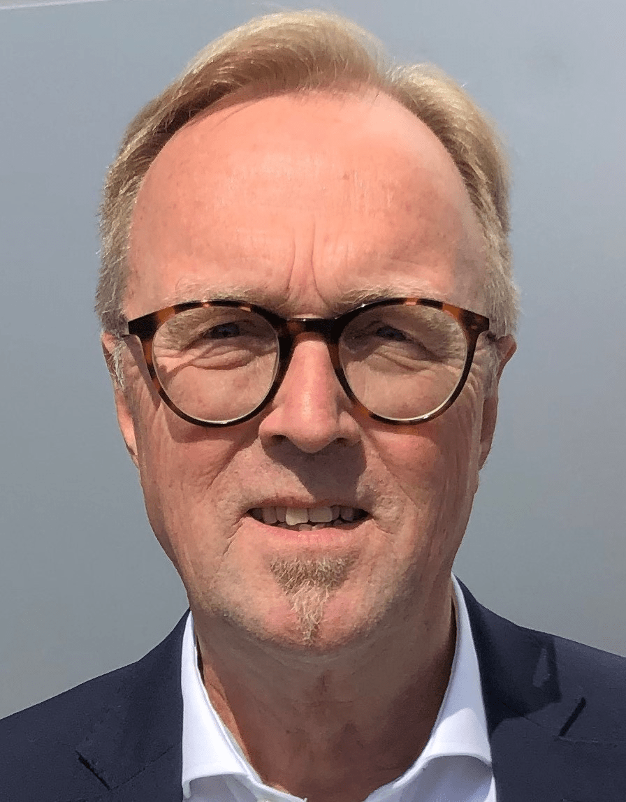 Peter Larsen - Product Manager - Sunclass Airlines