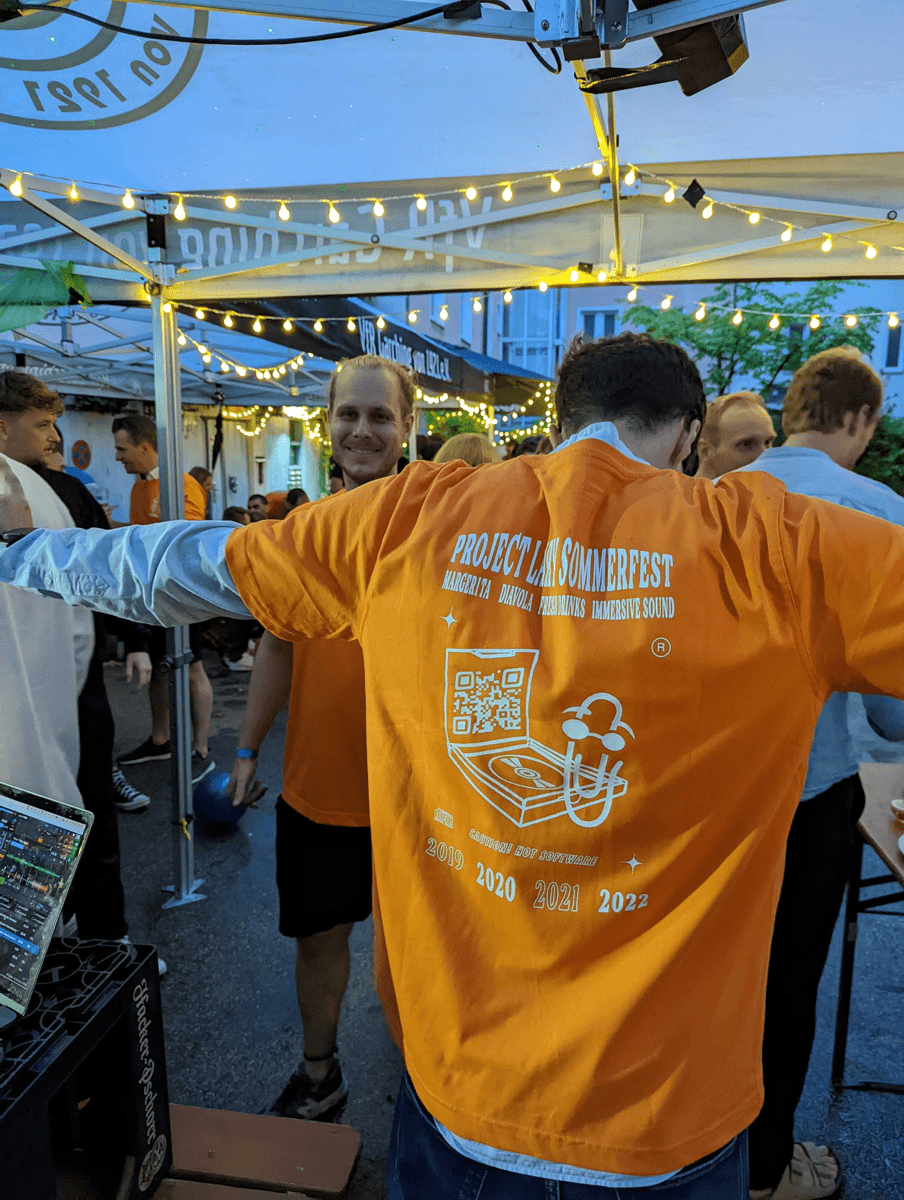 Join Lary - Project Lary