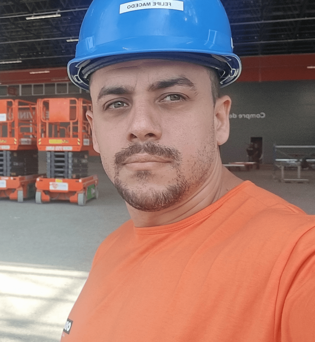 FELIPE MACEDO - GERENTE - Obramax