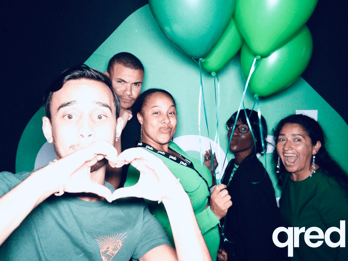 Powering entrepreneurs to build our future. - Qred Bank AB