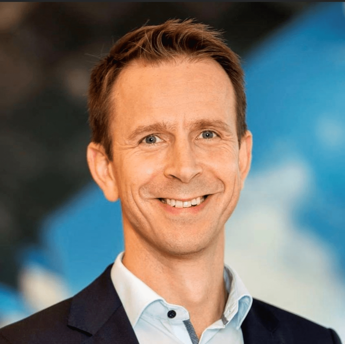 Juan Botha - Chief Operating Officer - Aptic AB