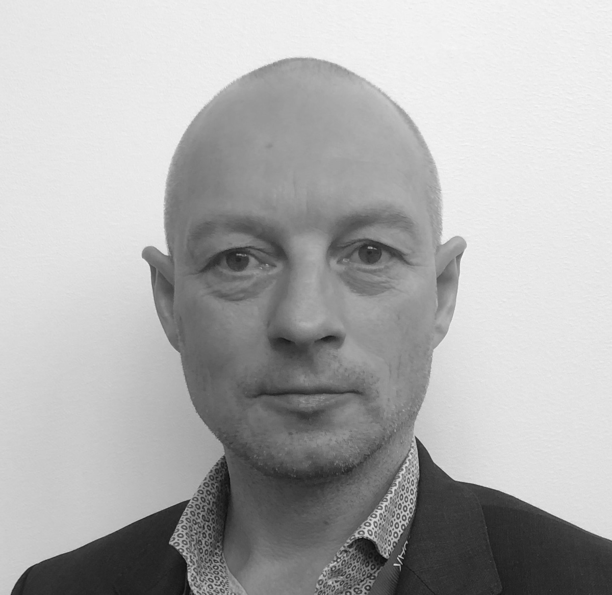 Robert Ingebrigtsen - Salgssjef Teknologi - Lindbak