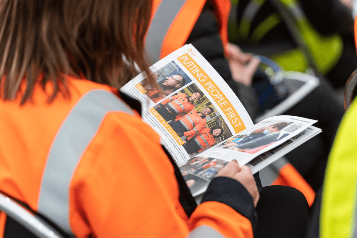 Chef de Produit Isolation par soufflage/insufflation (F/H) - Knauf ...