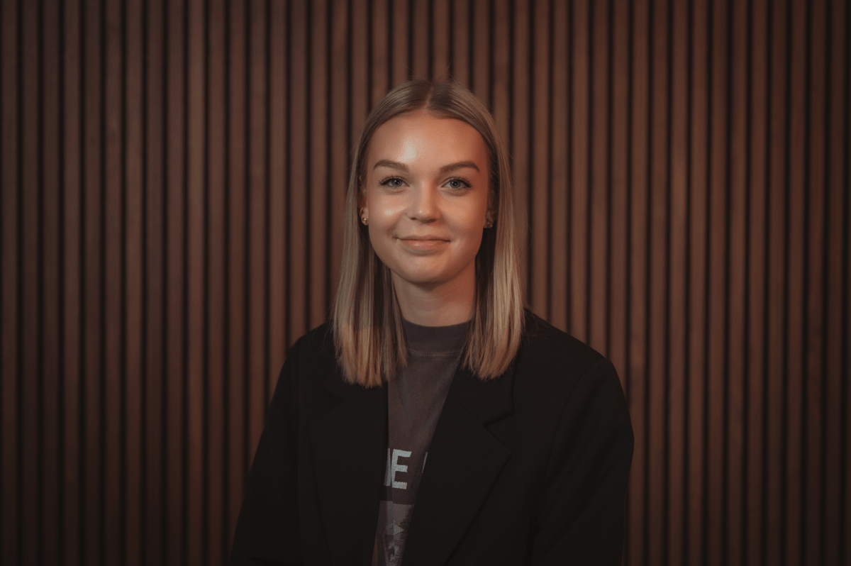 Emma Hansson - Finance & Sales Administrator - Tell Sverige AB