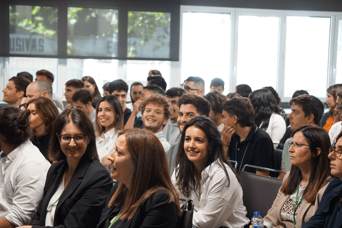 Únete a nuestro equipo - Strategic Platform