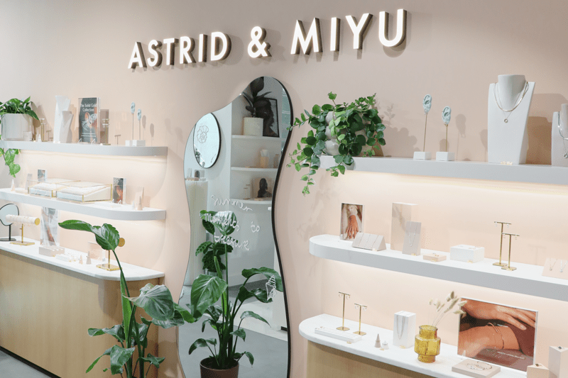 Current job openings - Astrid & Miyu